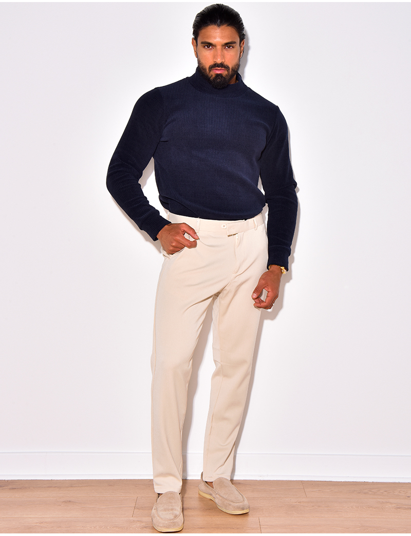 Pull côtelé à col montant