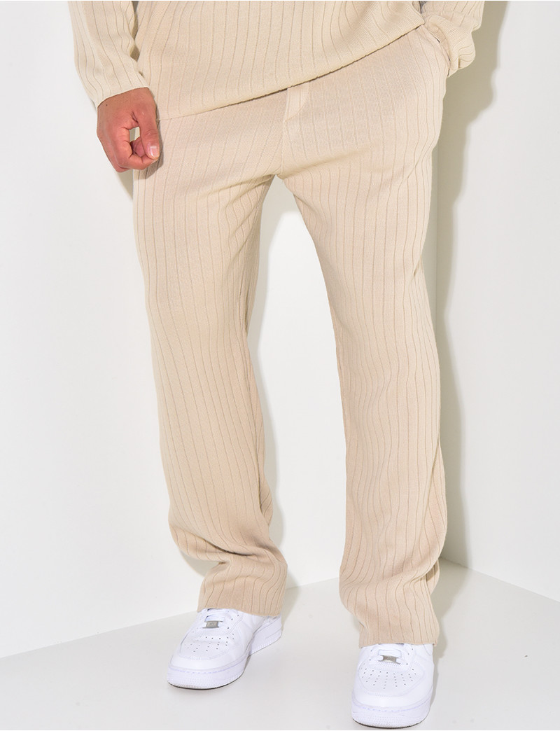 Ensemble pantalon et pull à col